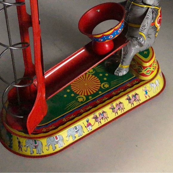 Toys | Red And Green Action Figure Playset With Dynamic Design | Poshmark